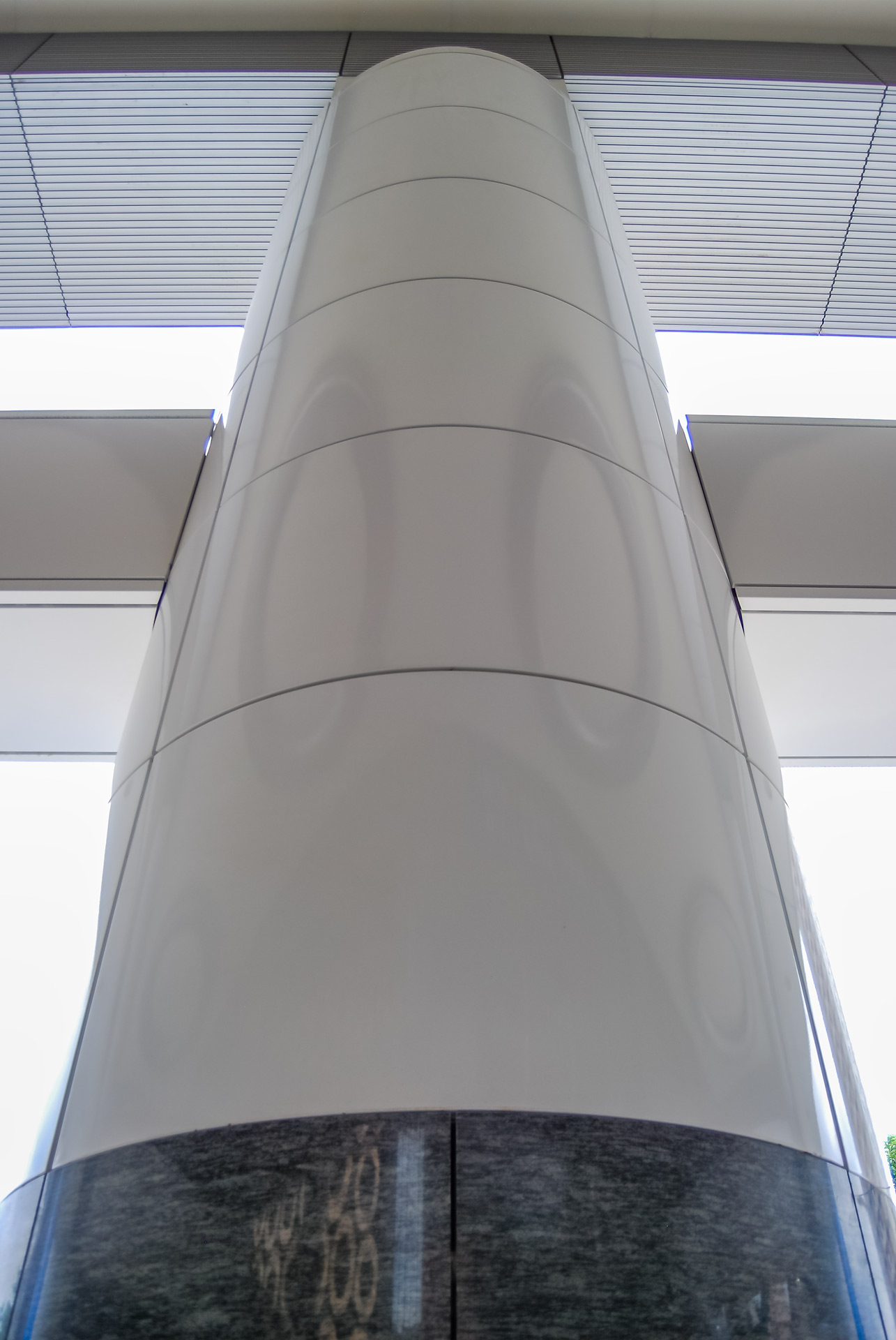 Architectural VE Panels: Maintenance-friendly Marvel of Skyscraper